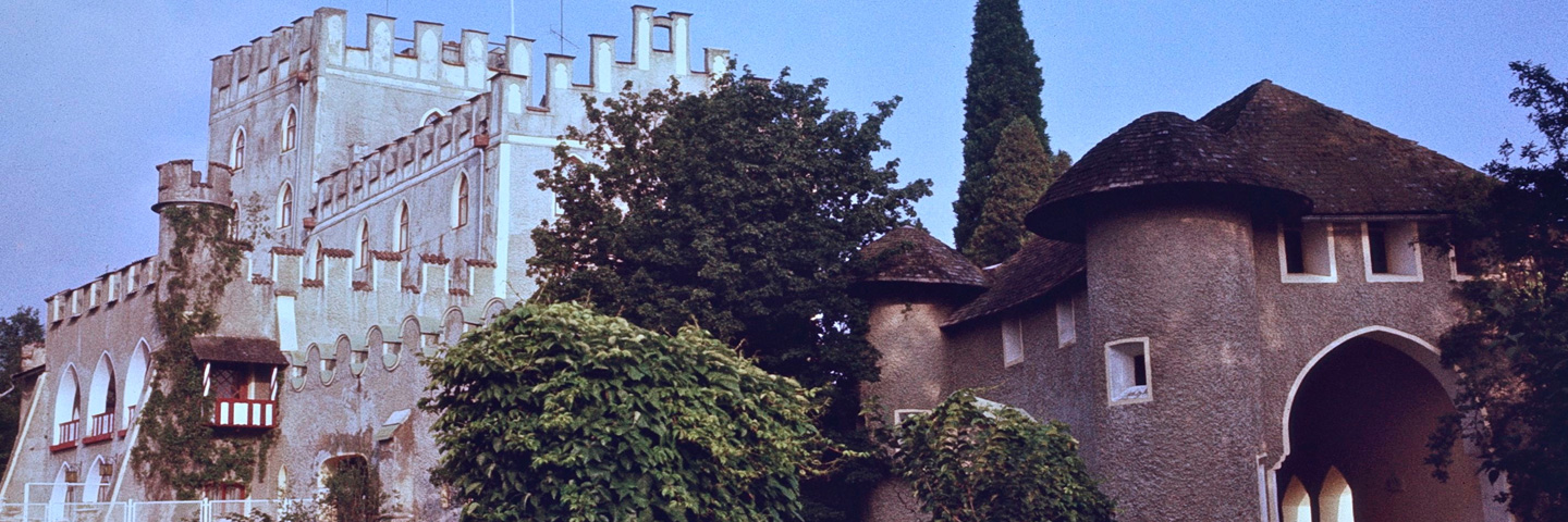 The Strangest Battle in History: The Battle for Castle Itter ...